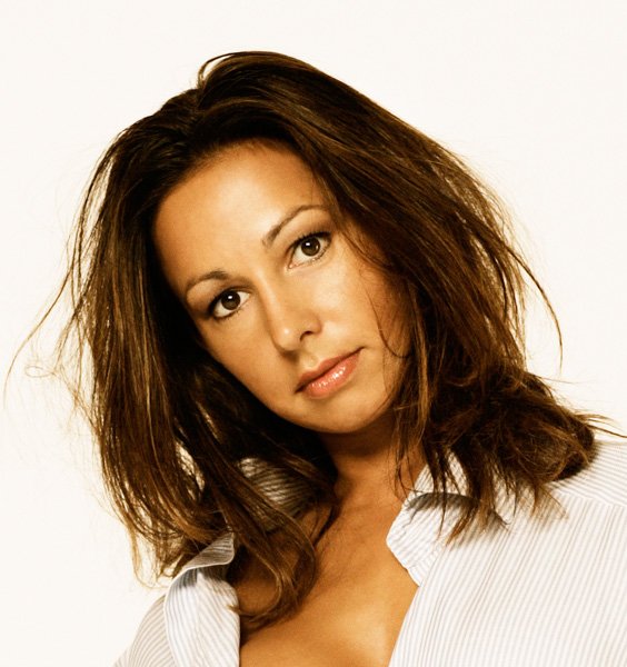 Claire Ross-Brown | Official website Claire Ross-Brown | Official website