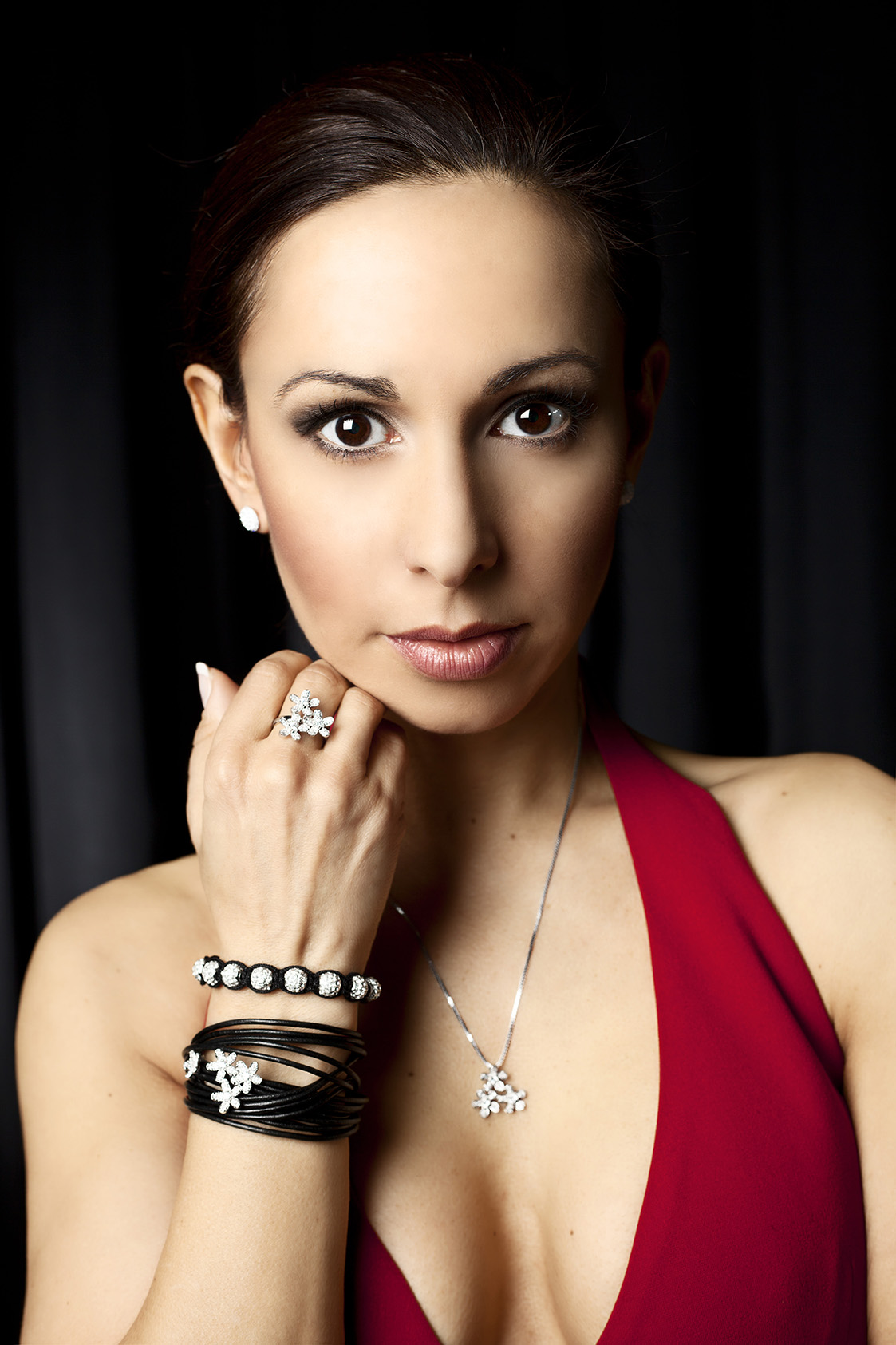 Claire Ross-Brown | Official website Claire Ross-Brown | Official website